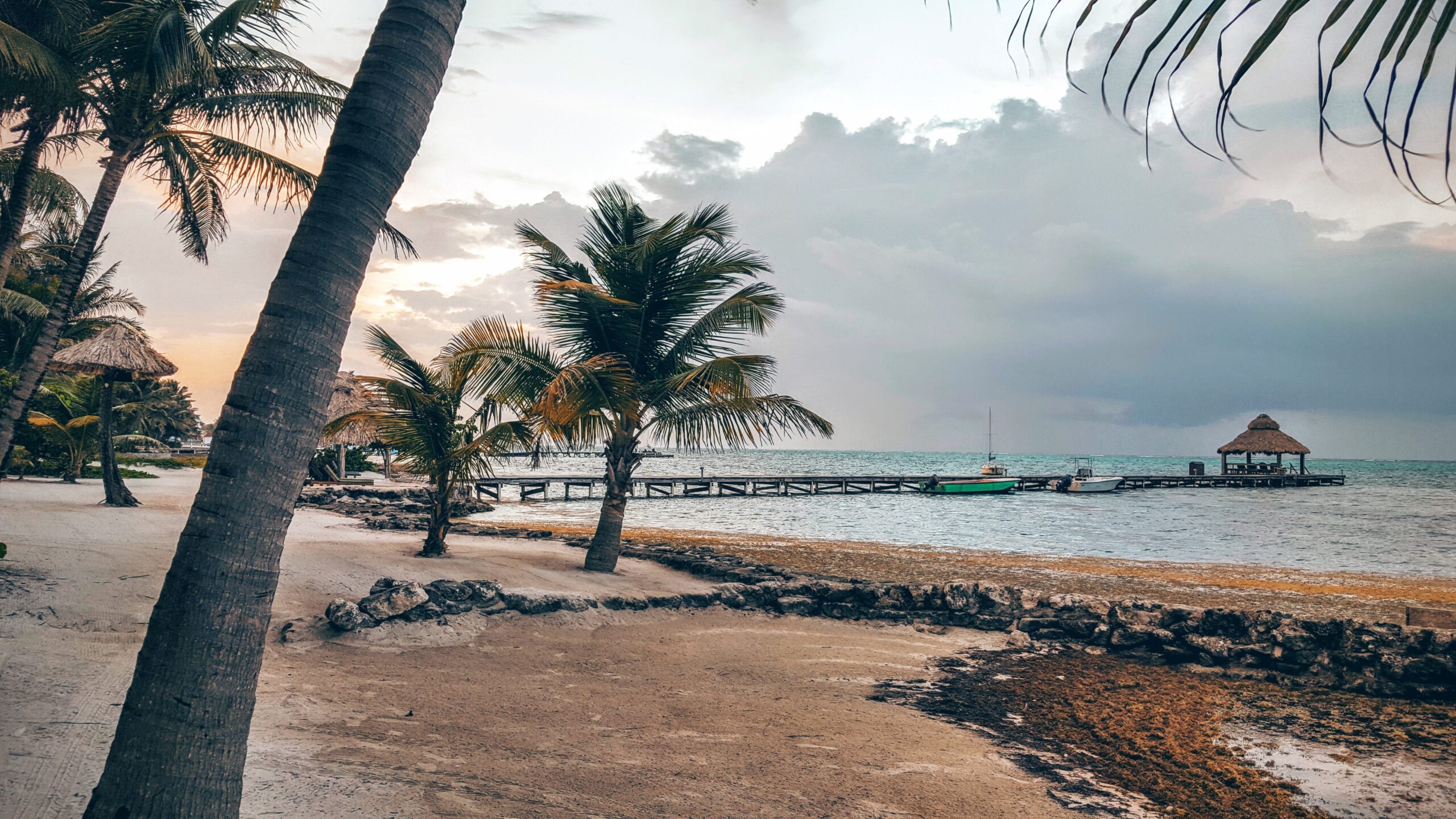 4 Ways to Get from from Belize to Guatemala - Sarah Funky